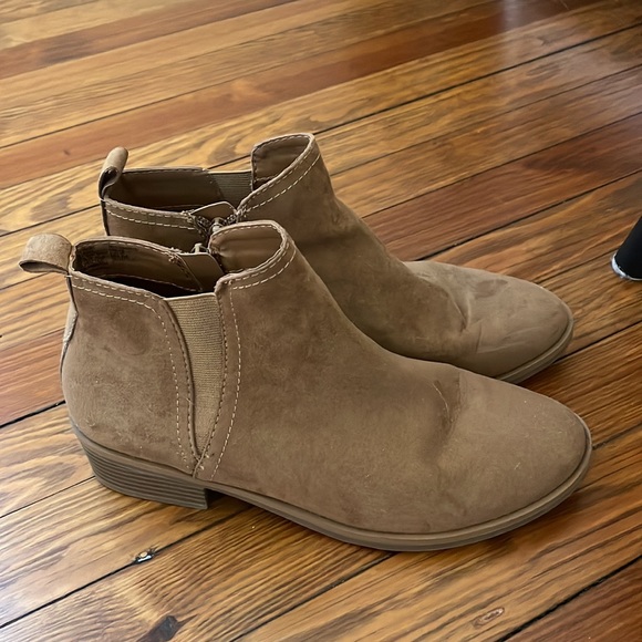 Time and Tru | Shoes | Time And Tru Boots 85 | Poshmark